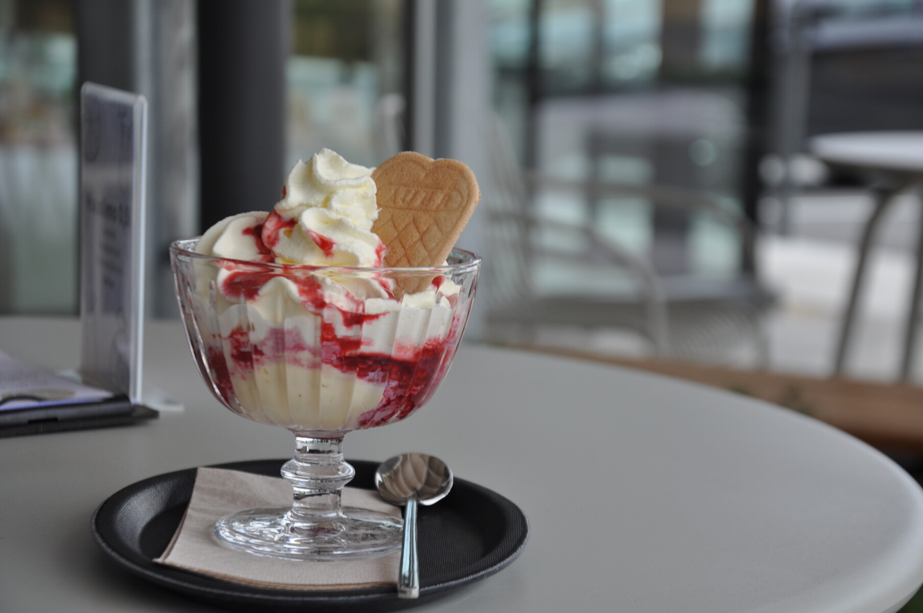 Eisgenuss im Café Panorama. - Gesundheitszentrum Panoramastraße